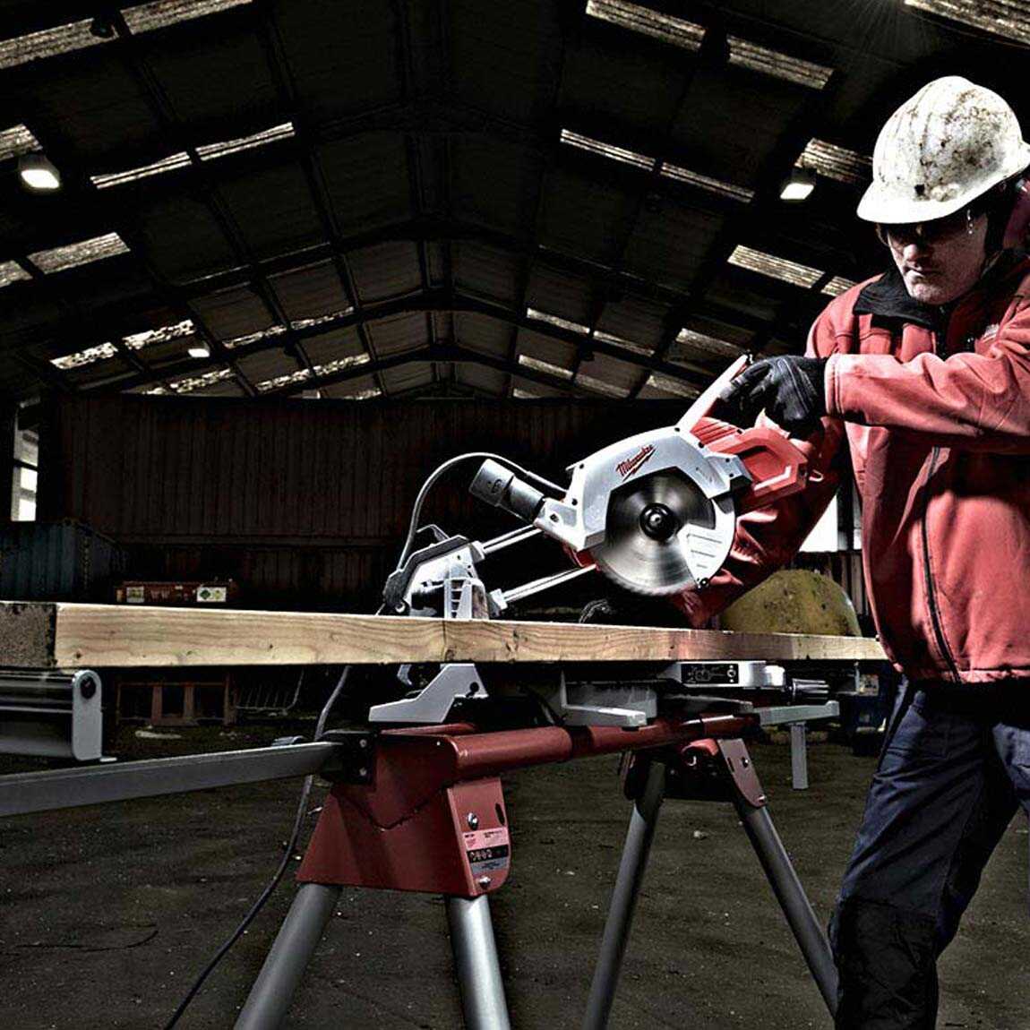 MİLWAUKEE MS 216 SB GÖNYE KESME (T: 216 mm) – Neziroglu